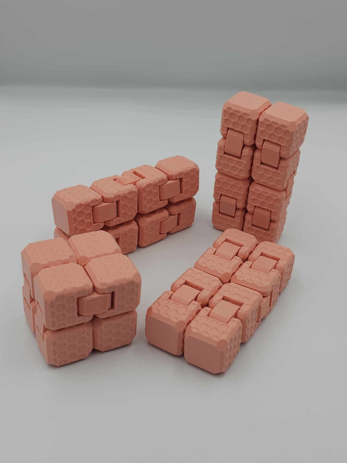 Fidget Toys: Infinite Pastel Pink - ߷ Fidget Toys - Bents Webshop